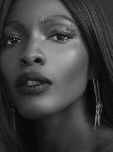 Alexa Hernandez | The Wall Group