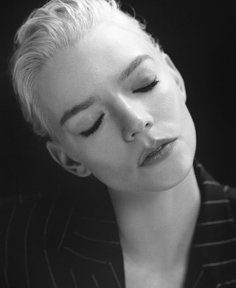 Gregory Russell | The Wall Group