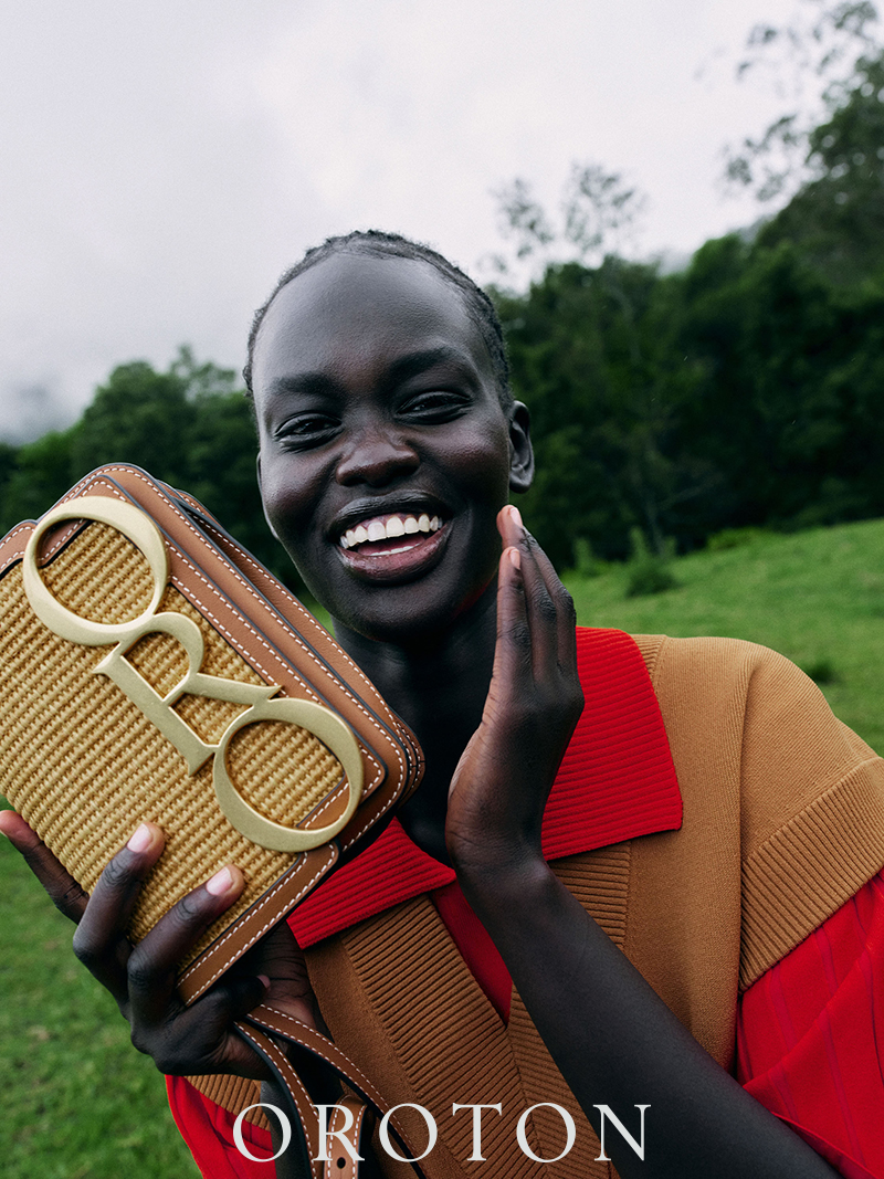 Stoj | The Wall Group